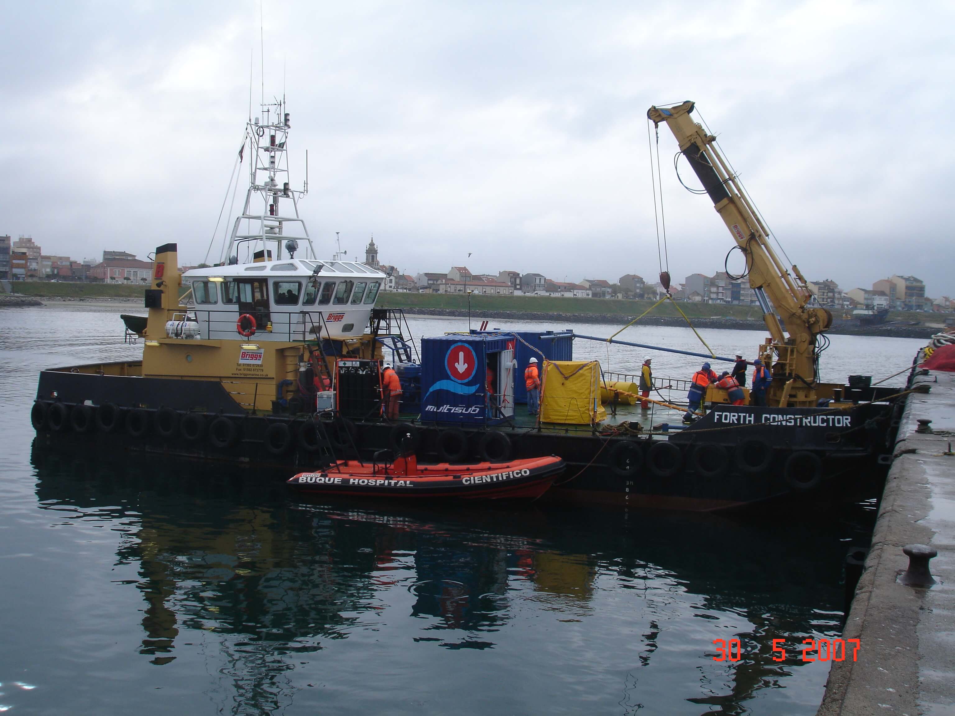 Salvamento Marítimo - Reflutuação de navios e plataformas, Elevação de ...